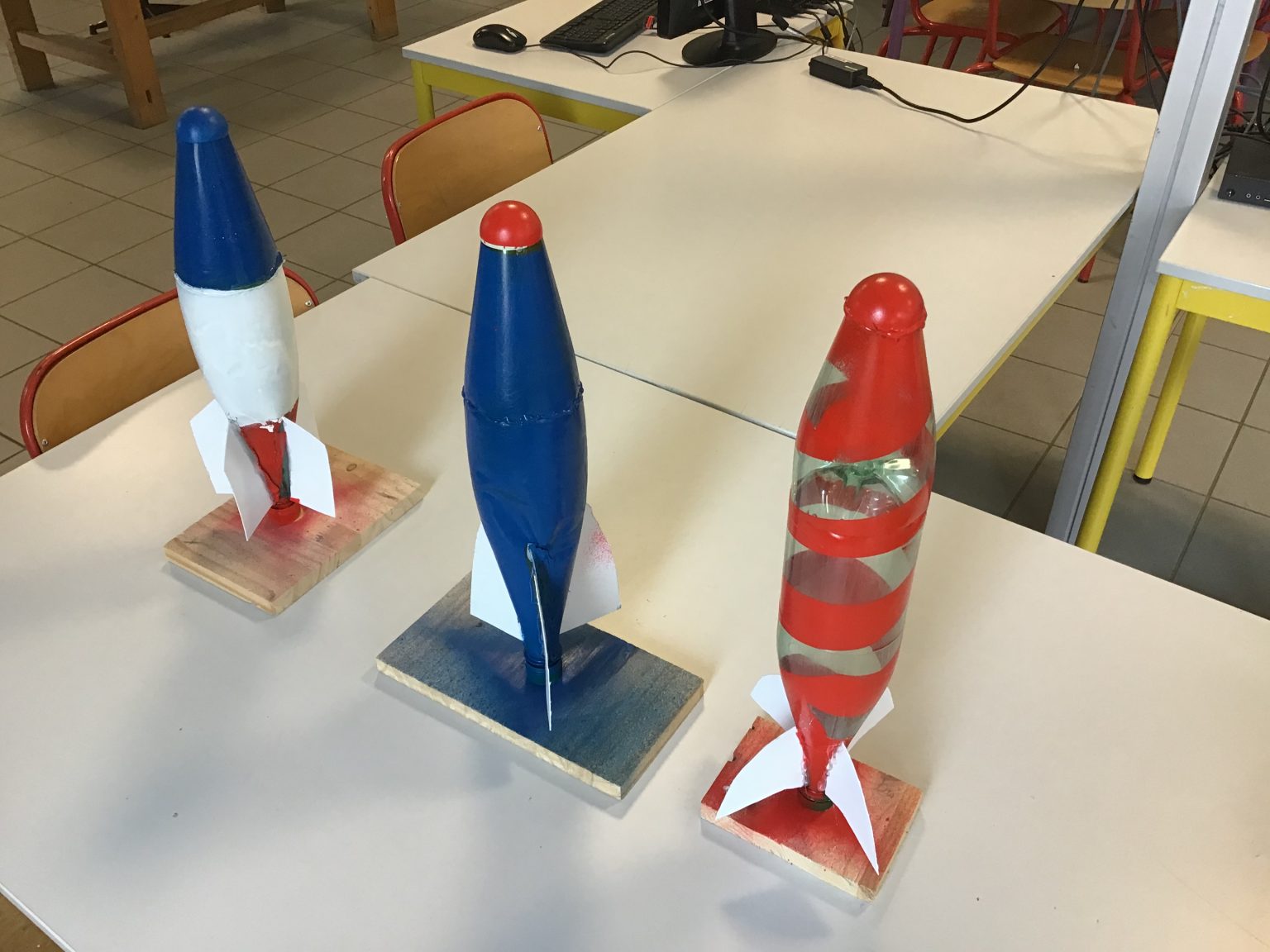 Conception, réalisation et tirs de fusées